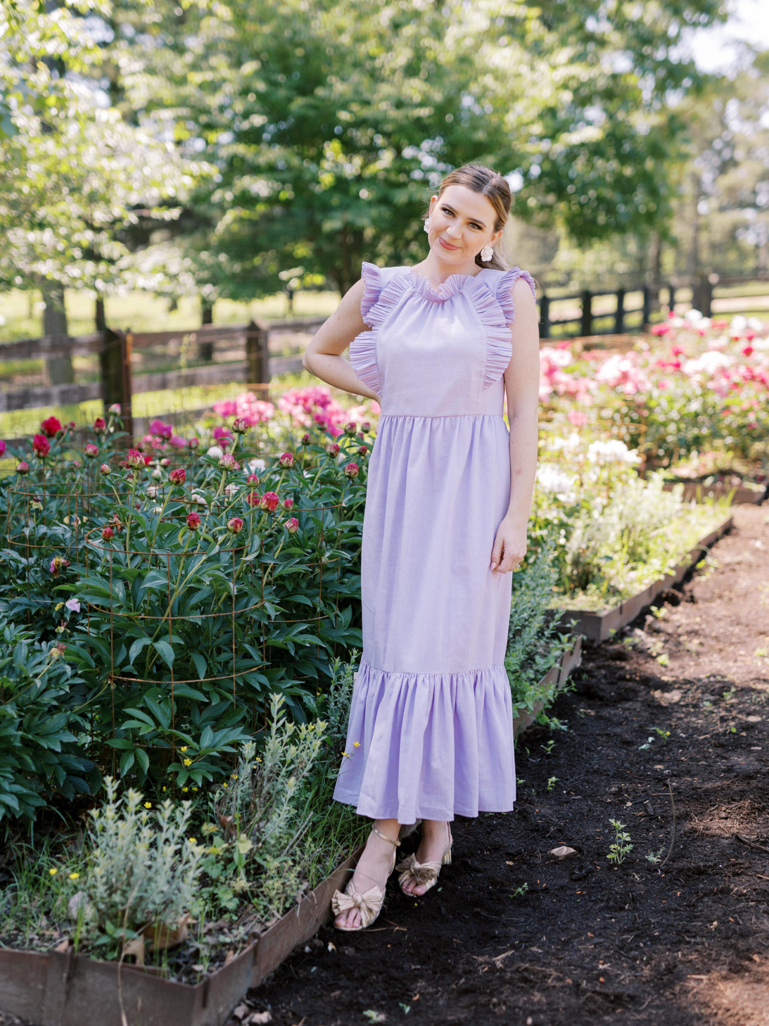 Sarah Katherine & Samuel // Moss Mountain Farm Engagement | Emma Farr ...