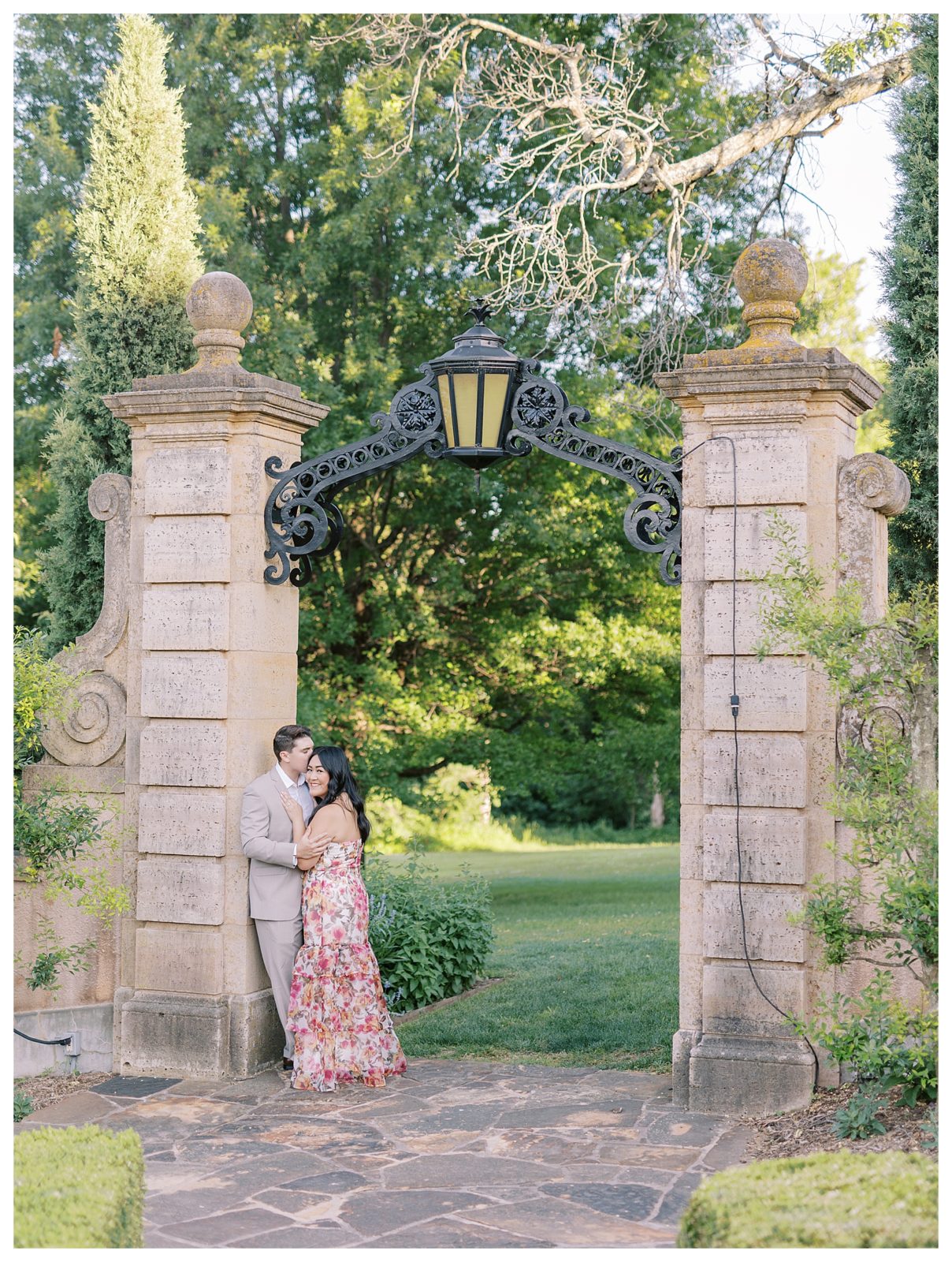 Vyvy & Reed // Philbrook Museum Engagement Session | Emma Farr Photography